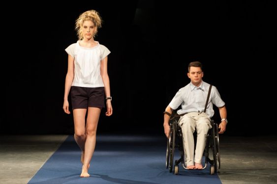 THIRTY DEGREEZ: Models with physical disabilities present creations by ...
