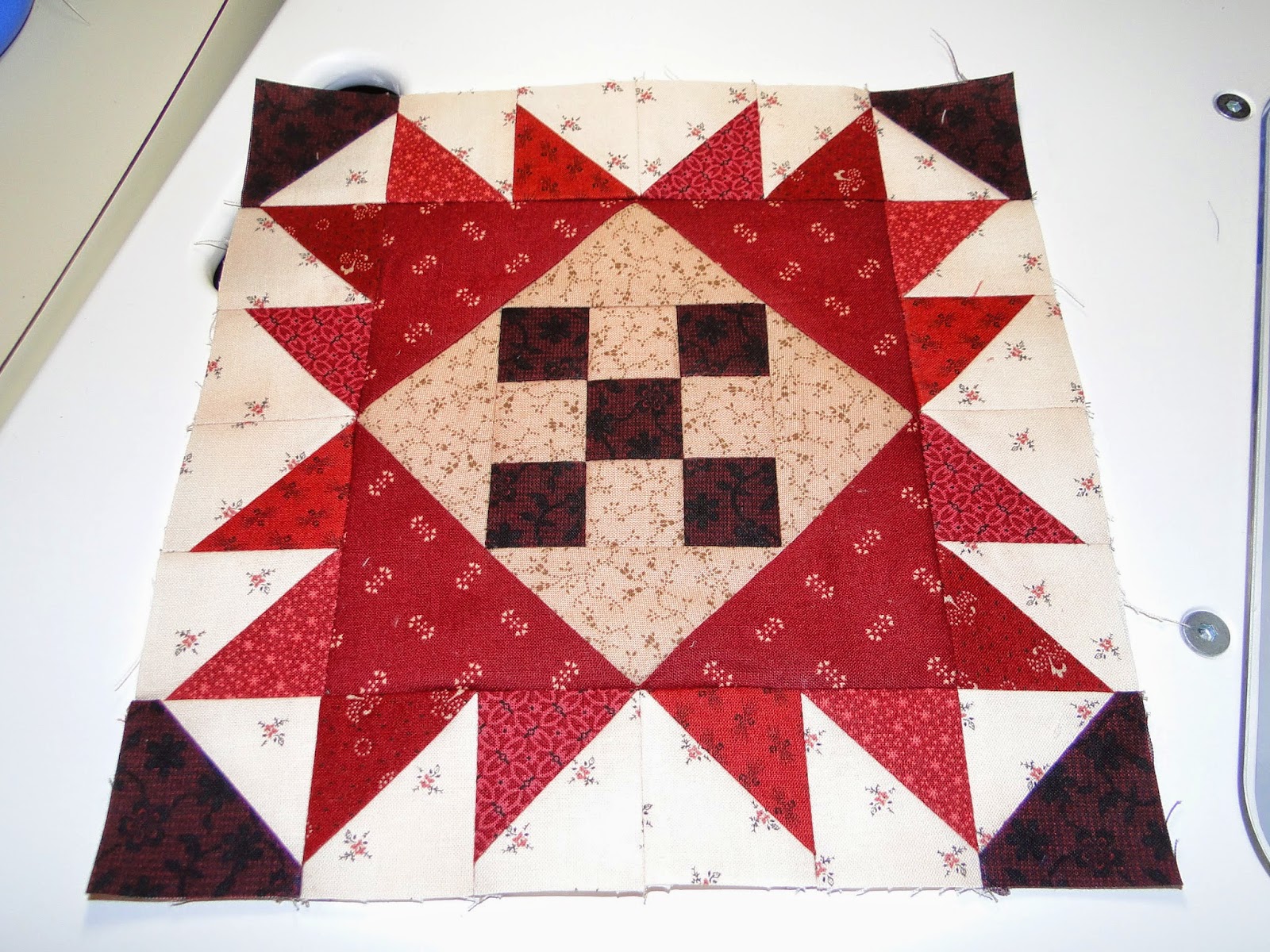 Heartspun Quilts ~ Pam Buda: A Prairie Gathering Quilt of the Quarter ...