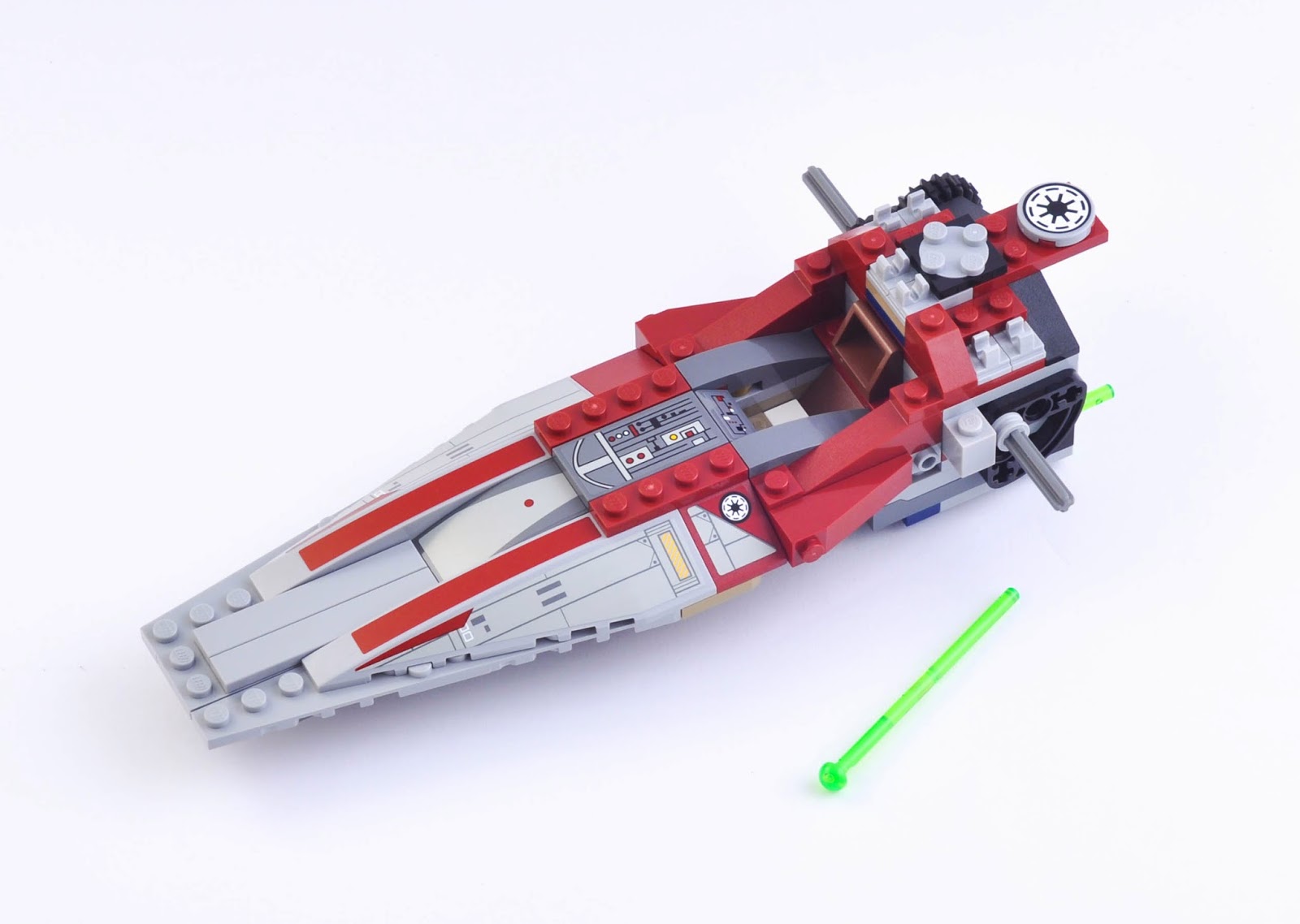 Oz Brick Nation: LEGO Star Wars 75039: V-Wing Starfighter Review