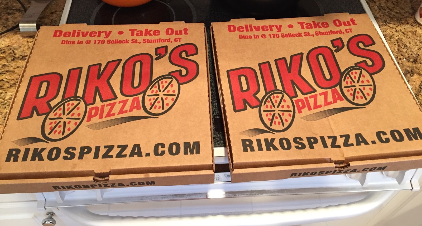 Riko's Pizza / リコス ピザ ~ I'm Made of Sugar! - Chihiro's food blog