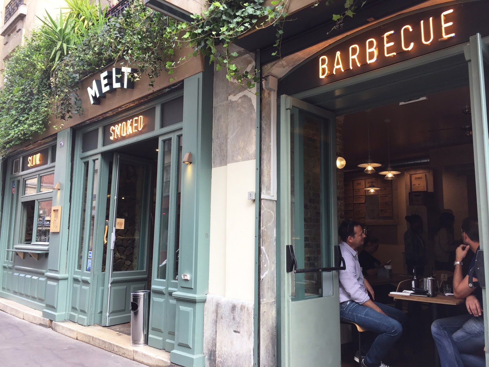 Melt, slow smoked barbecue - Ny in Paris