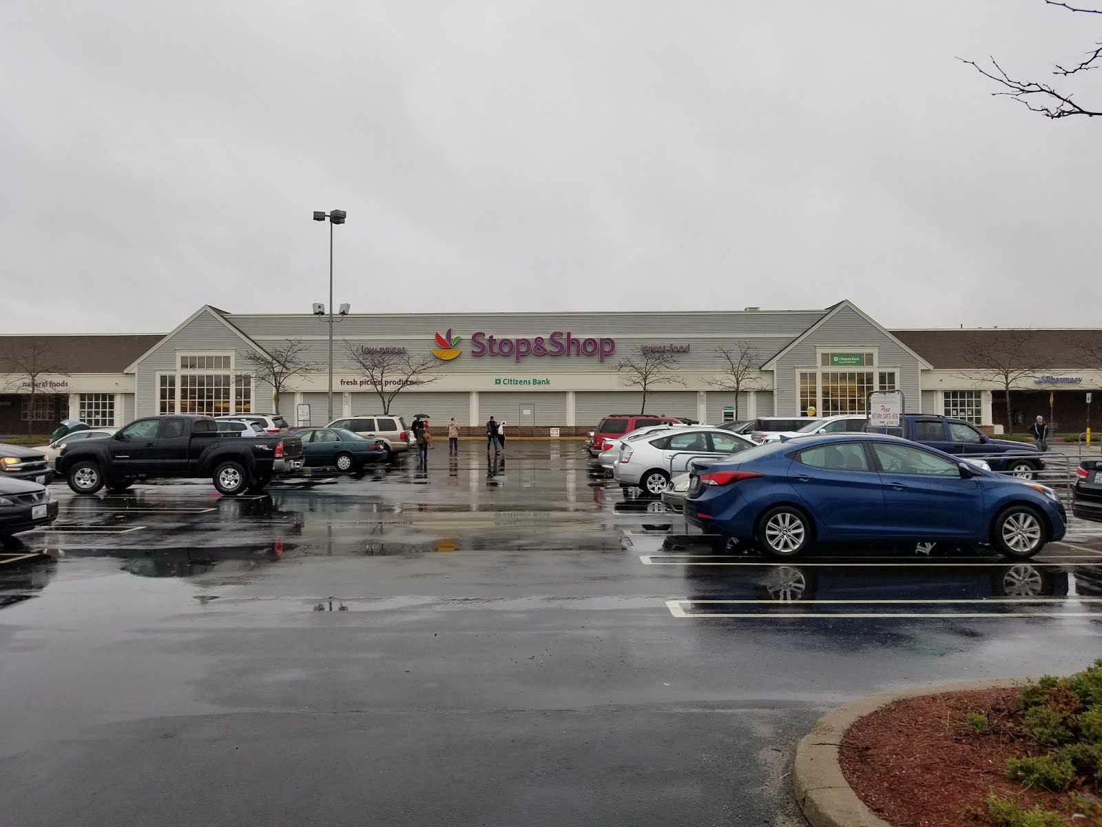 Old School Stop & Shop - Cranston Parkade - Cranston, RI ~ Brands "R" Us