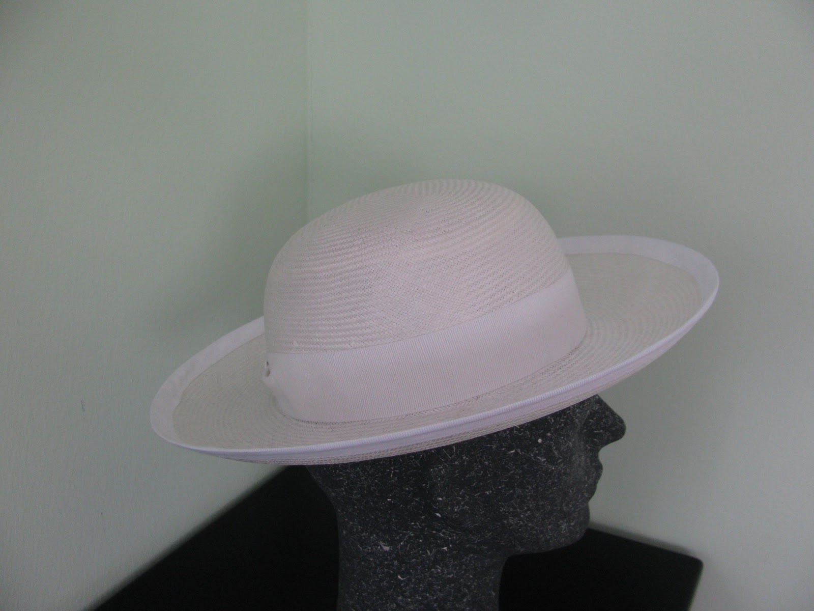 The Philippi Collection: Get your Summer Cappello Romano (Saturno) now!