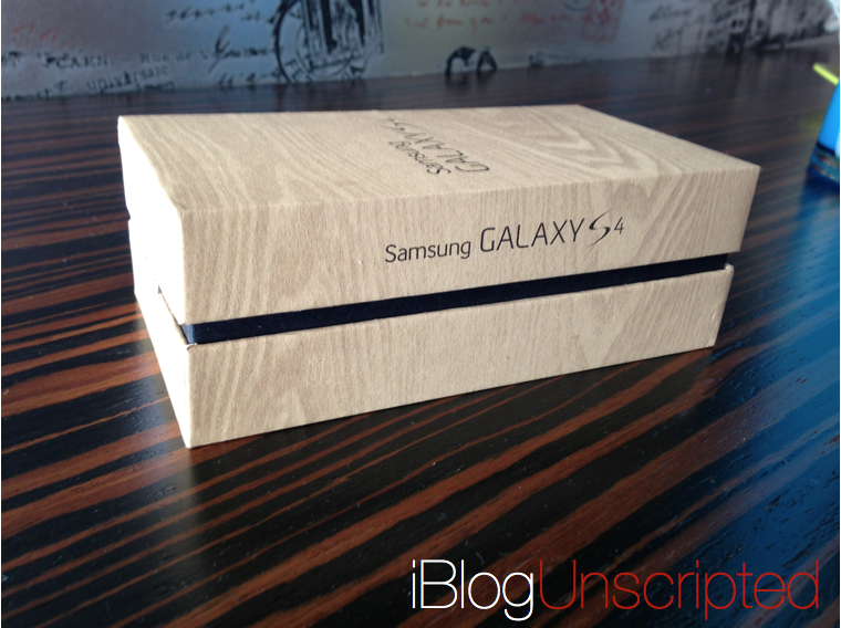 Samsung Galaxy S4 (Unboxing in Pictures) | TechGeek