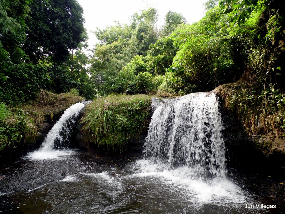 Smart Backpacker: Three Water Falls in Batangas in One Day