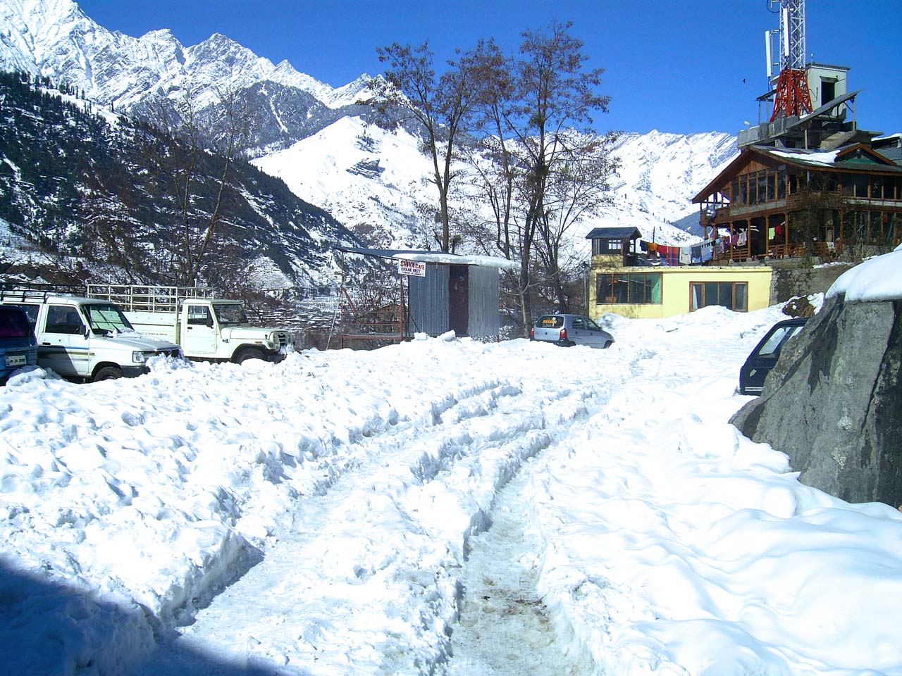 India's Top Most Visiting Place: A Beautiful Hill Station---Manali