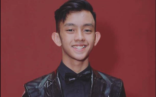 Model Awek Ismail Izzani?