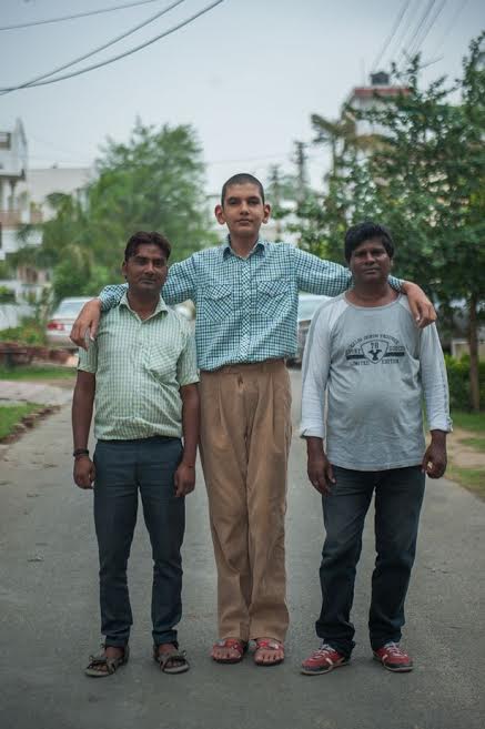 Meet the world's tallest 8-year-old who is 6ft 6ins tall - Krockcelebs.com