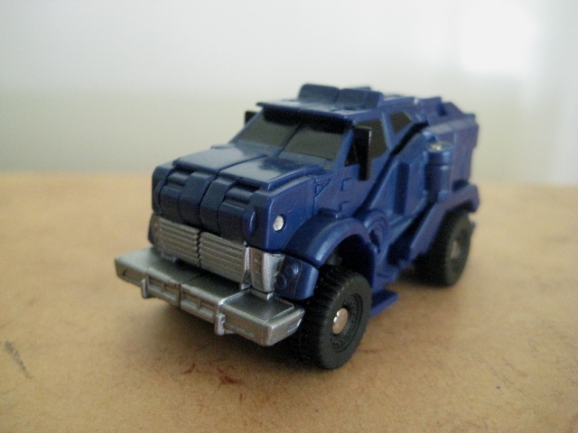 ChCse's blog: Toy Review: Transformers Prime Breakdown (Legion)