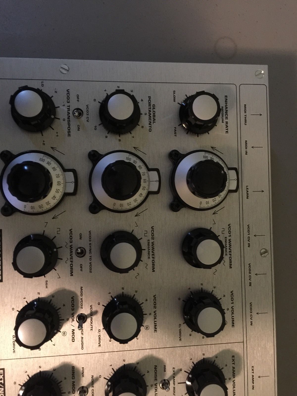 MATRIXSYNTH: Macbeth Elements Synthesizer