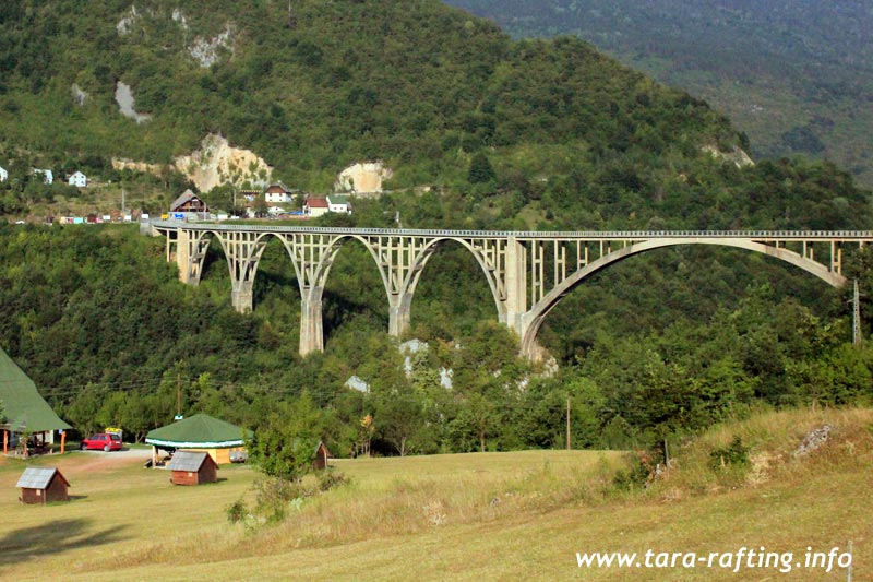 spagosmail: Ne tako daleko: Most na Đurđevića Tari