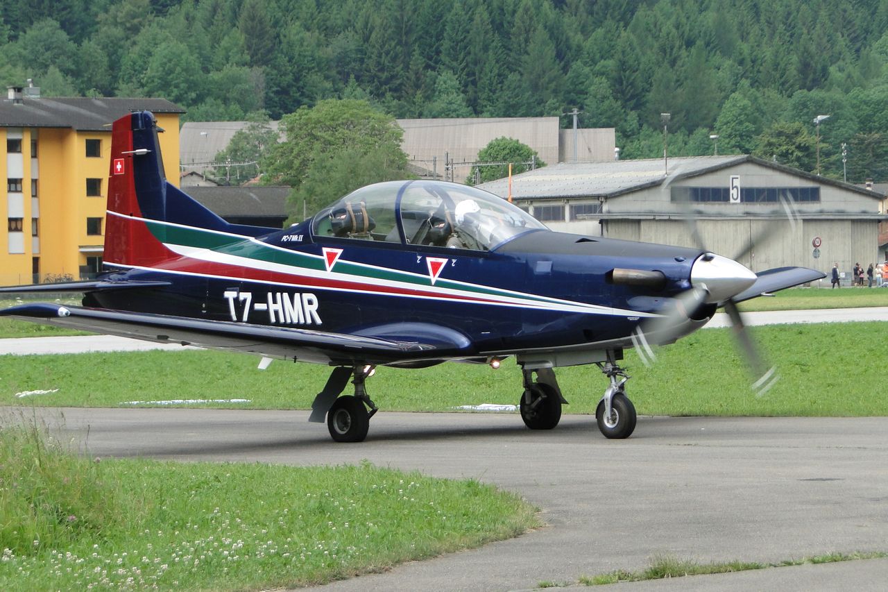 Pilatus-history-and-news: Pilatus...PC-7...PC-7 MkII...PC-9...les ...