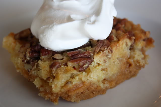 The Nummy Little Blog: Pumpkin Crunch Cake