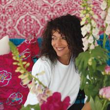 Chic Antique Blog: Tricia Guild