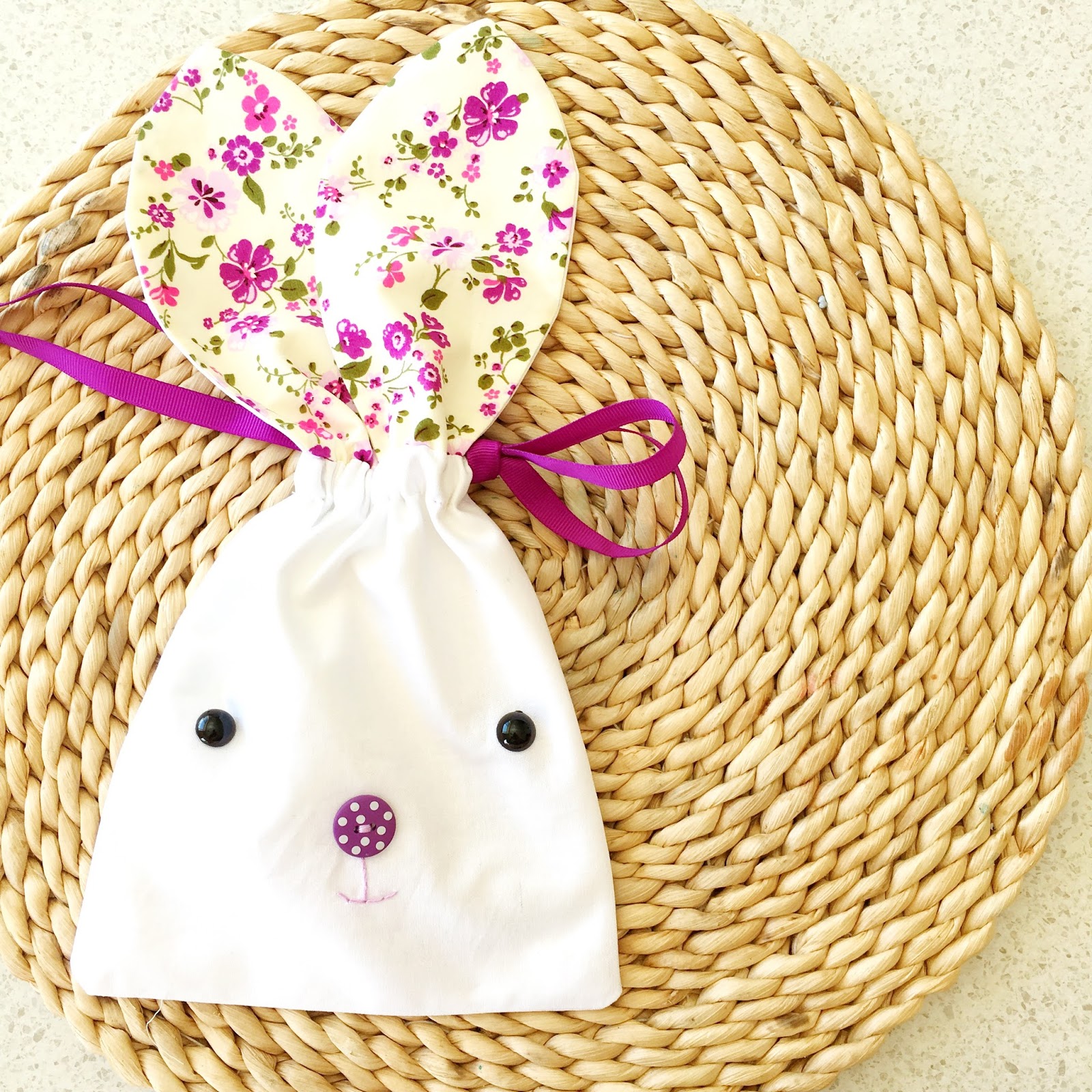 Make It Mamie: Bunny Bags!