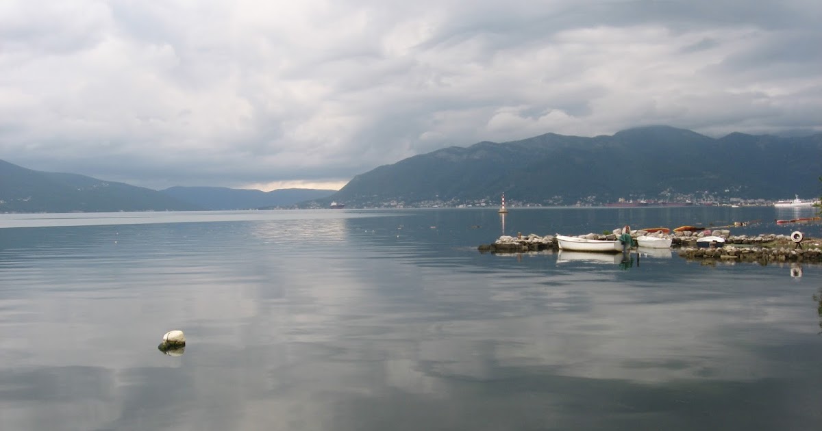 Зоран М. Мандић: PUSTO OSTRVO