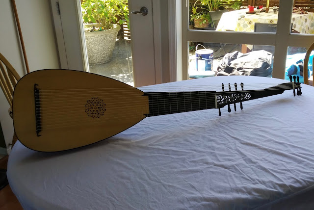 The Lute's Progress,: Designing and Building the Lesser French Theorbo ...