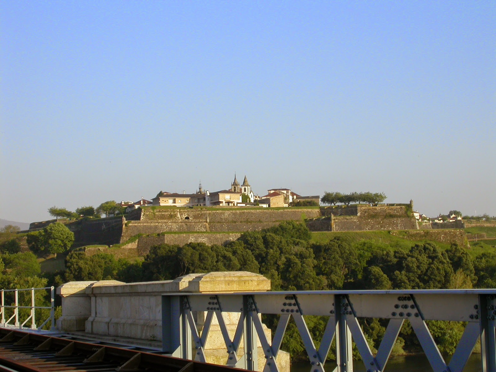 VALENÇA TUI INFO: Valença do Minho: fortificada cidade fronteiriza.