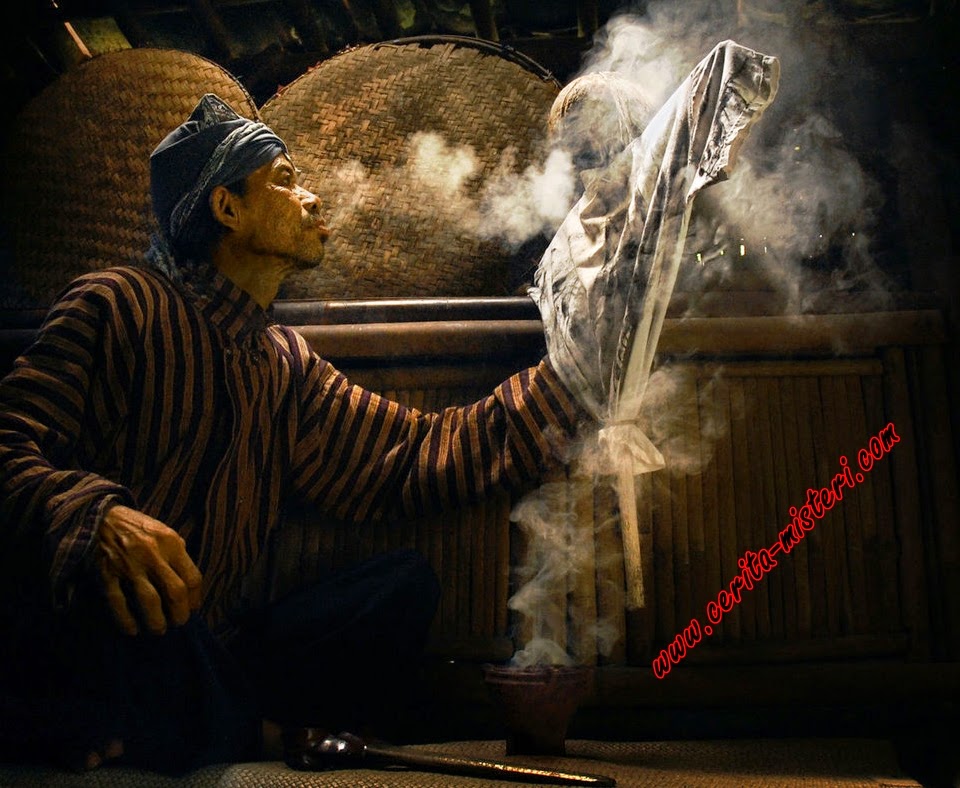 Asal-Usul Cara Memainkan Jelangkung Sejarah Hantu - Cerita Dan Pantun ...