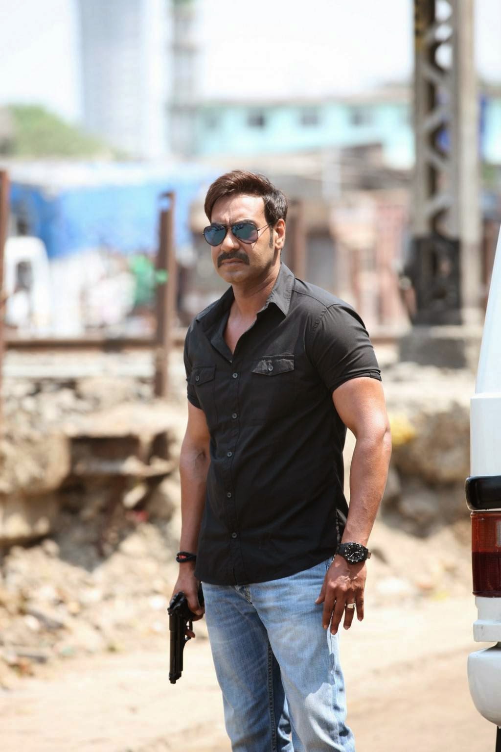 Actor Ajay Devgan Stills At Singham Returns Stills - Cine Gallery