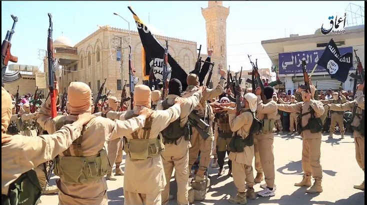 Pictures New ISIS Fighters Parade Through The Streets Of Syria After ...