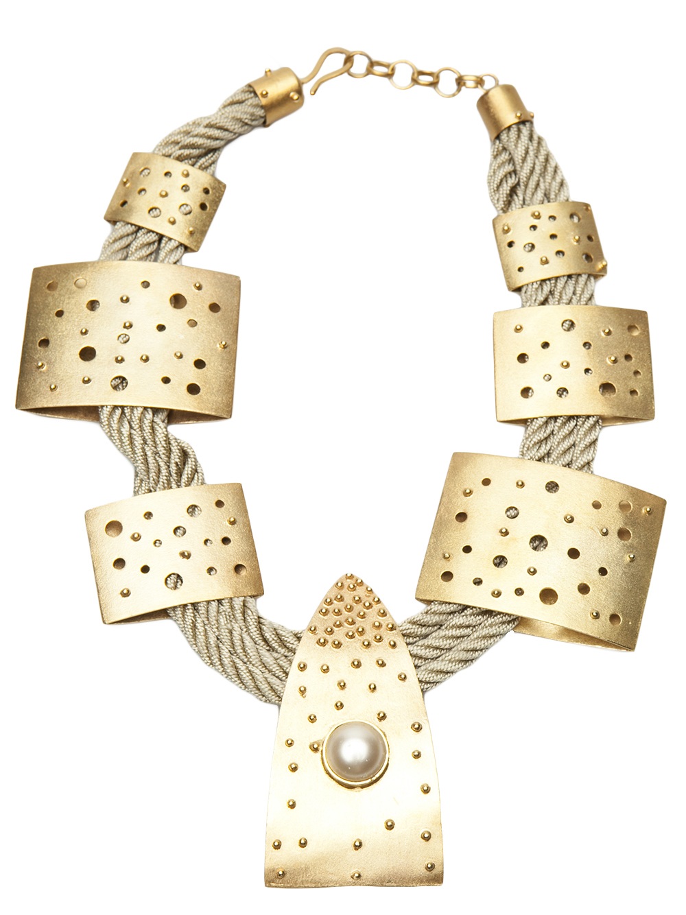 My New York Fashion: A Guide To Choosing Which Statement Piece Of ...