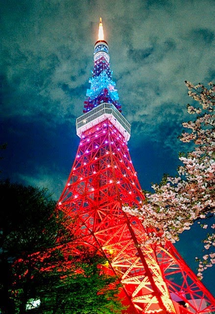 10 Stunning Photos of Tokyo Tower | Amazing Photography
