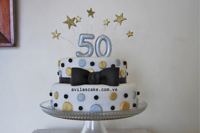 Torta 50 Años - Avilas Cake