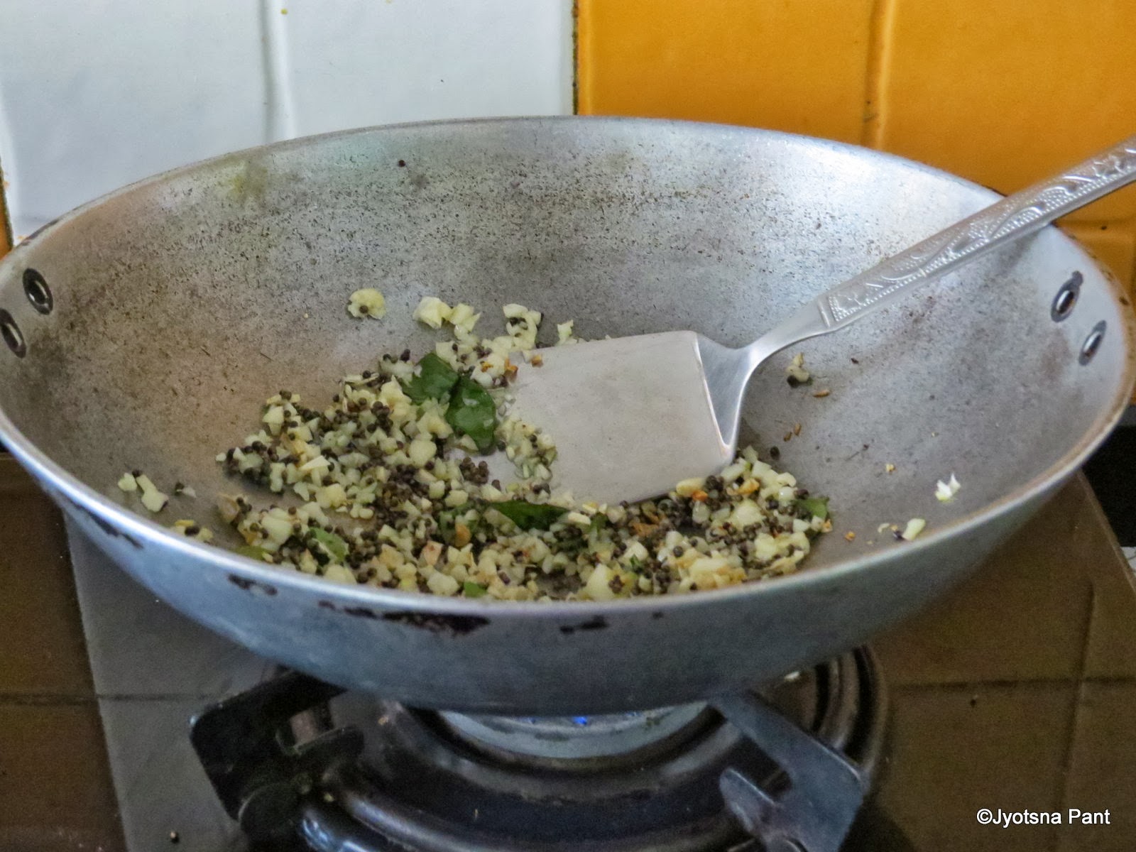 With Love from Mom's Kitchen: Pan-Fried Aloo Vada For Vada Pav (Indian ...