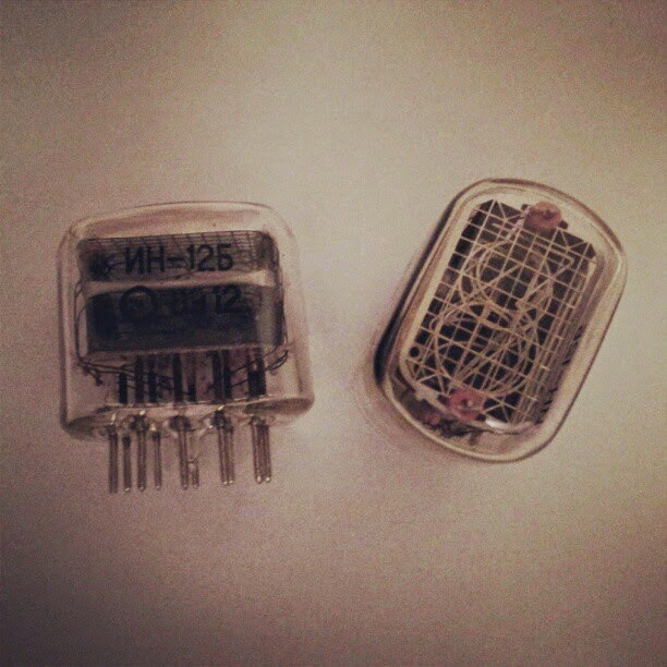 Tubos Nixie ~ byboRRe