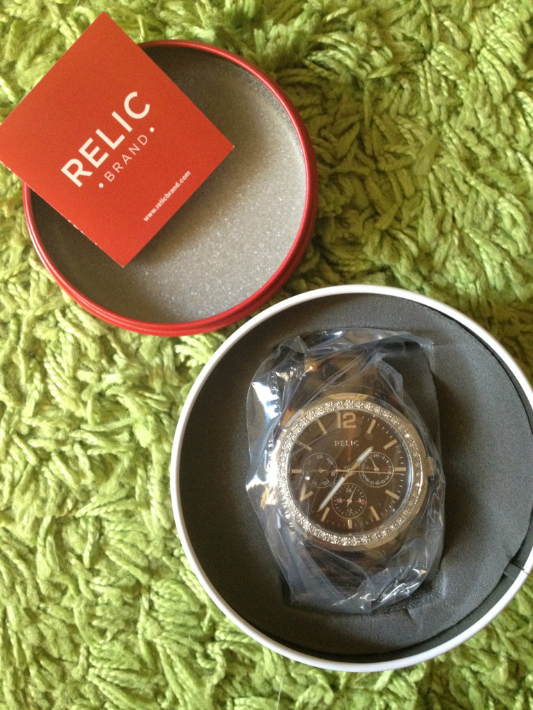 TheObserver Store: Relic by Fossil Women's White Crystal Tortoise Shell ...