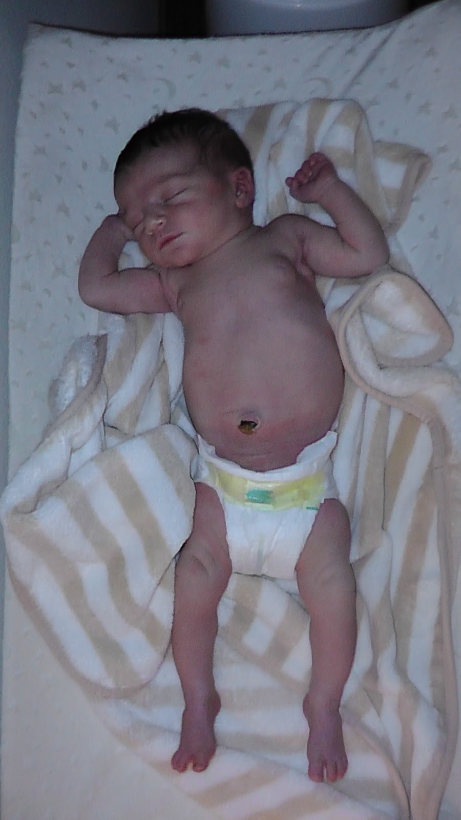 4 Mamas: What Do Newborns Really Look Like?