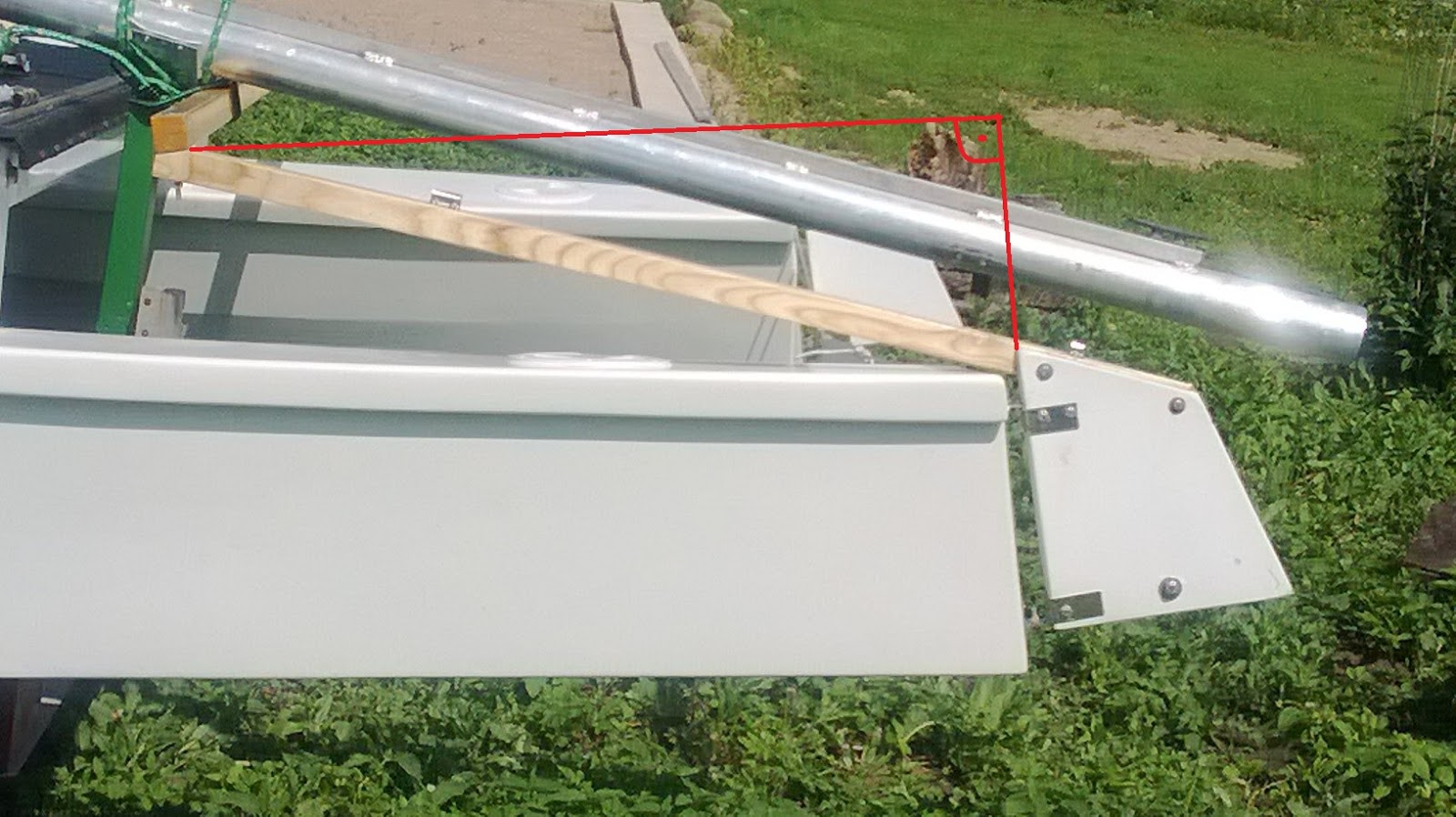 Hobby Kat building: Design/build issues/comments