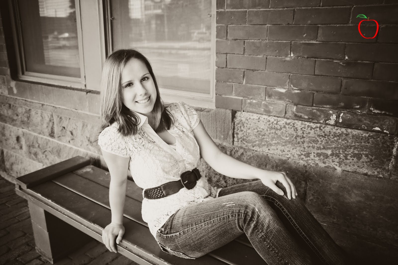 APL Photography: Small Town Girl in the Big City - Senior