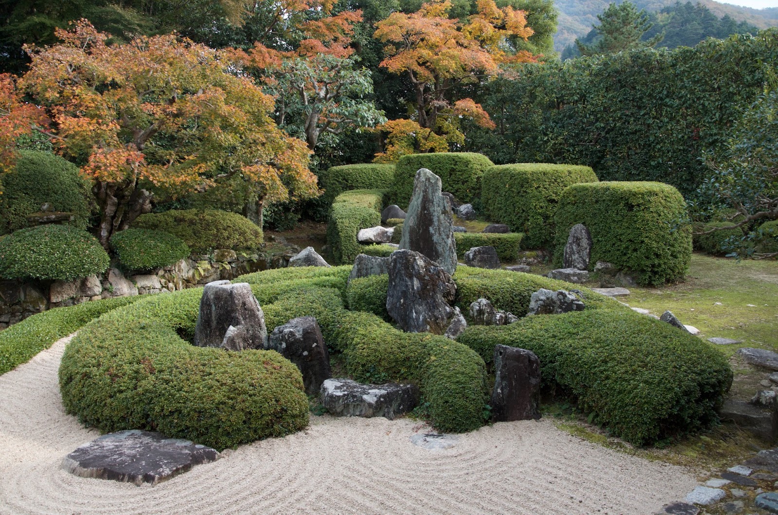 Robert Ketchell's blog: Yūgen and the Japanese Garden