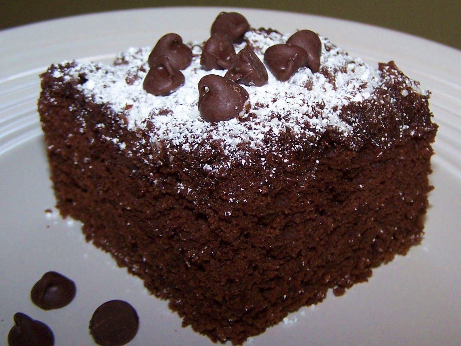 EZ Gluten Free: Gluten Free Chocolate Crumb Cake