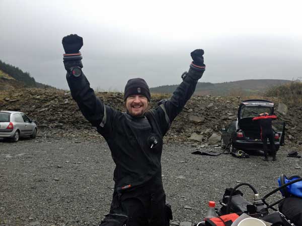 I Are Diver: Portroe Quarry; 5 degrees C and the need to pee