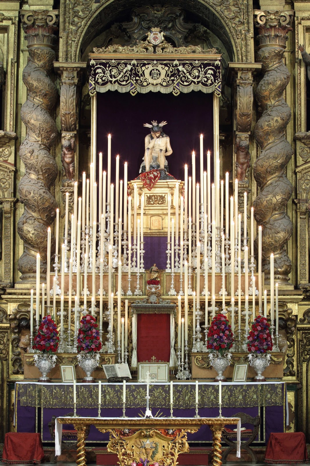 Pro Misa Tradicional en Ciudad Real: Altares católicos en Sevilla, España