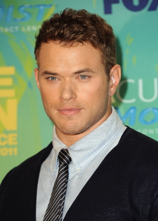 Twilight Saga: Kellan Lutz biography