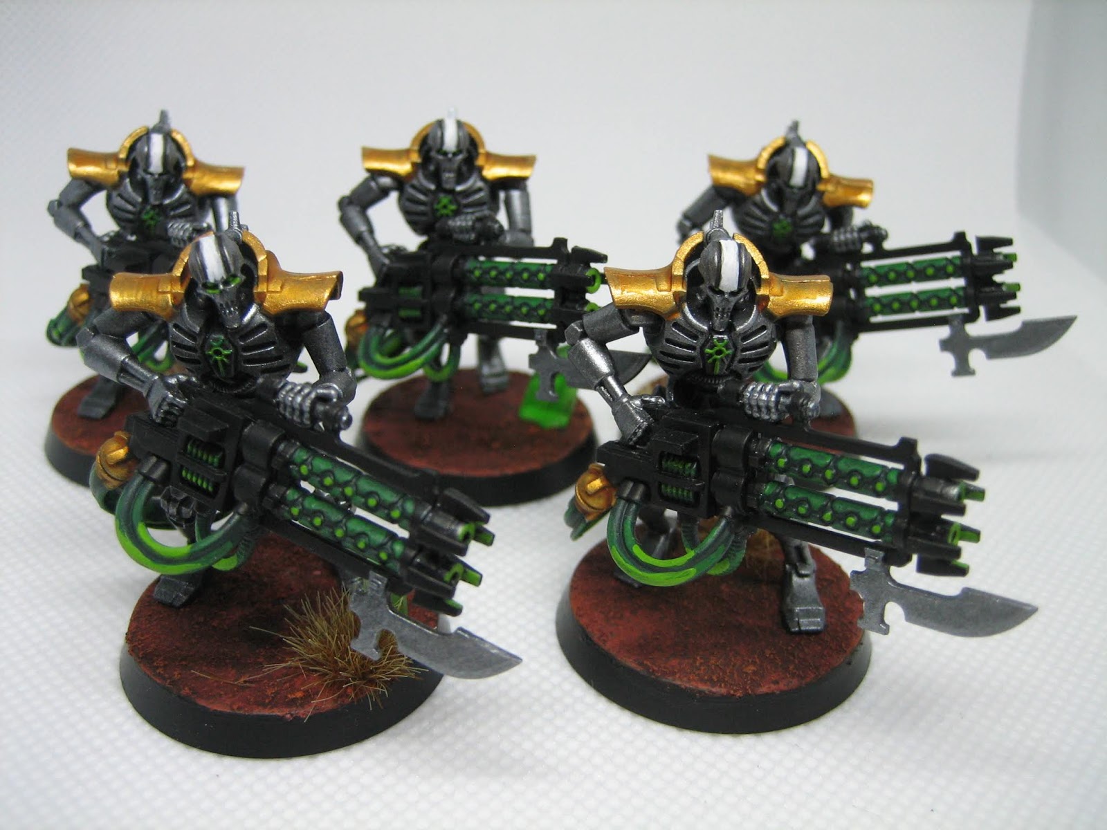 Making miniatures with Mario: Necrons : Necron Immortals finished
