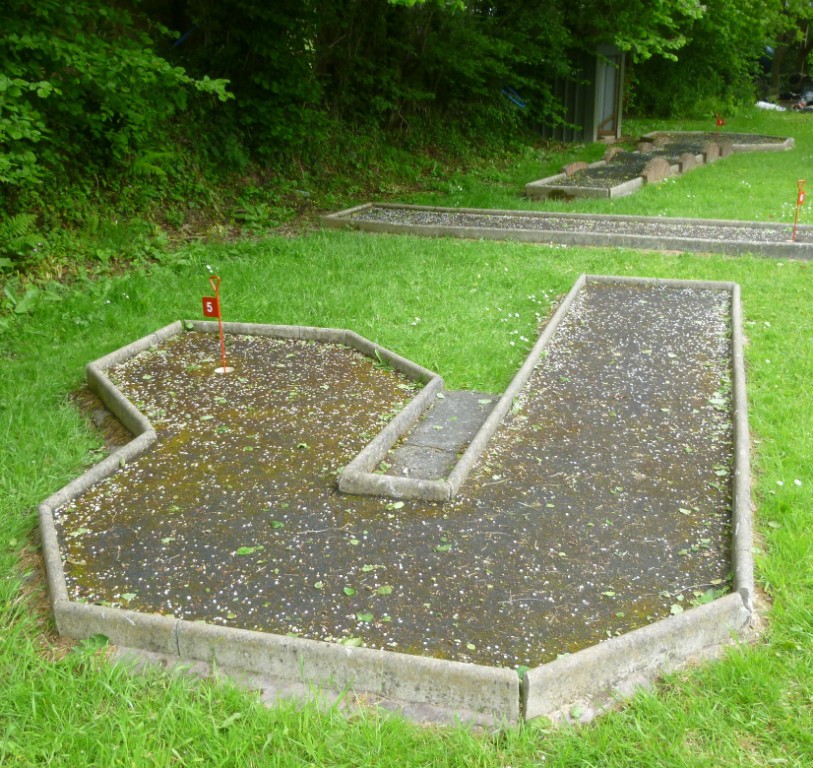 The Ham and Egger Files: Crazy Golf at Thorne Park Golf Centre