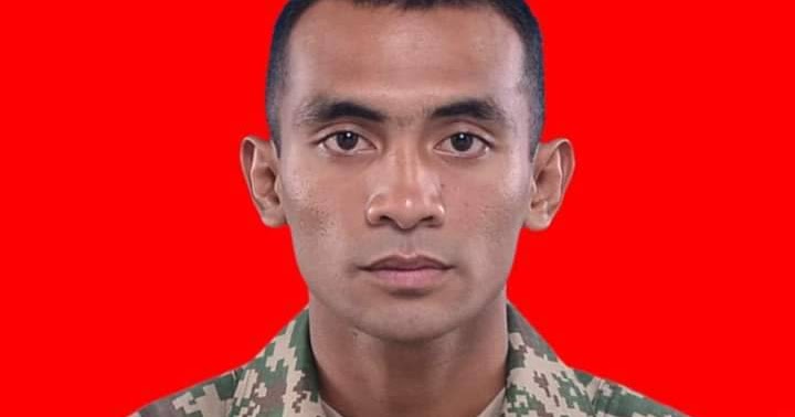 Asian Fabuluxe Hunks: Man in Uniform