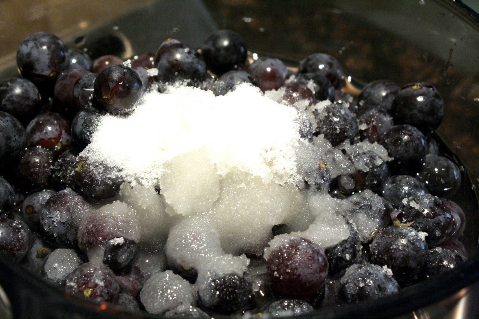 The happily ever after . . .: RECIPE: Concord Grape Sorbet