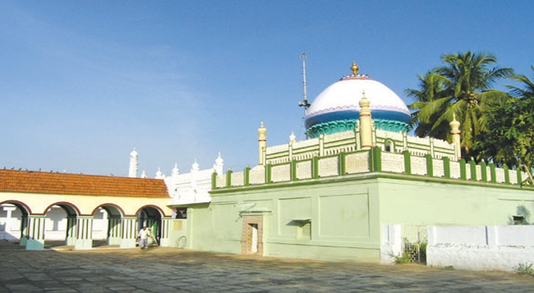 Tamilnadu Tourism: Kattubava Mosque, Pudukottai