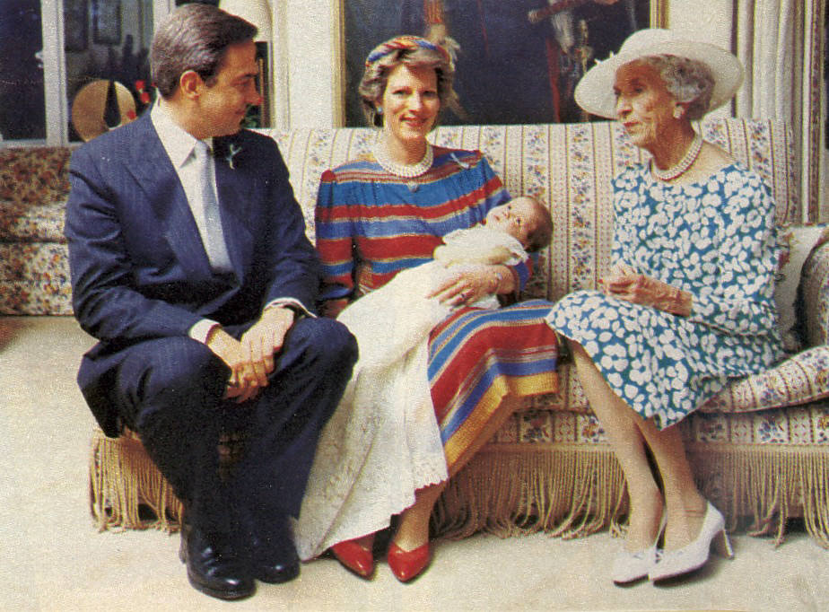 Η ΕΛΛΗΝΙΚΗ ΒΑΣΙΛΙΚΗ ΟΙΚΟΓΕΝΕΙΑ/THE GREEK ROYAL FAMILY: ΒΑΣΙΛΙΣΣΑ ΑΝΝΑ-ΜΑΡΙΑ