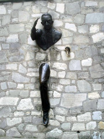 La Via Liber: El hombre que atravesaba las paredes