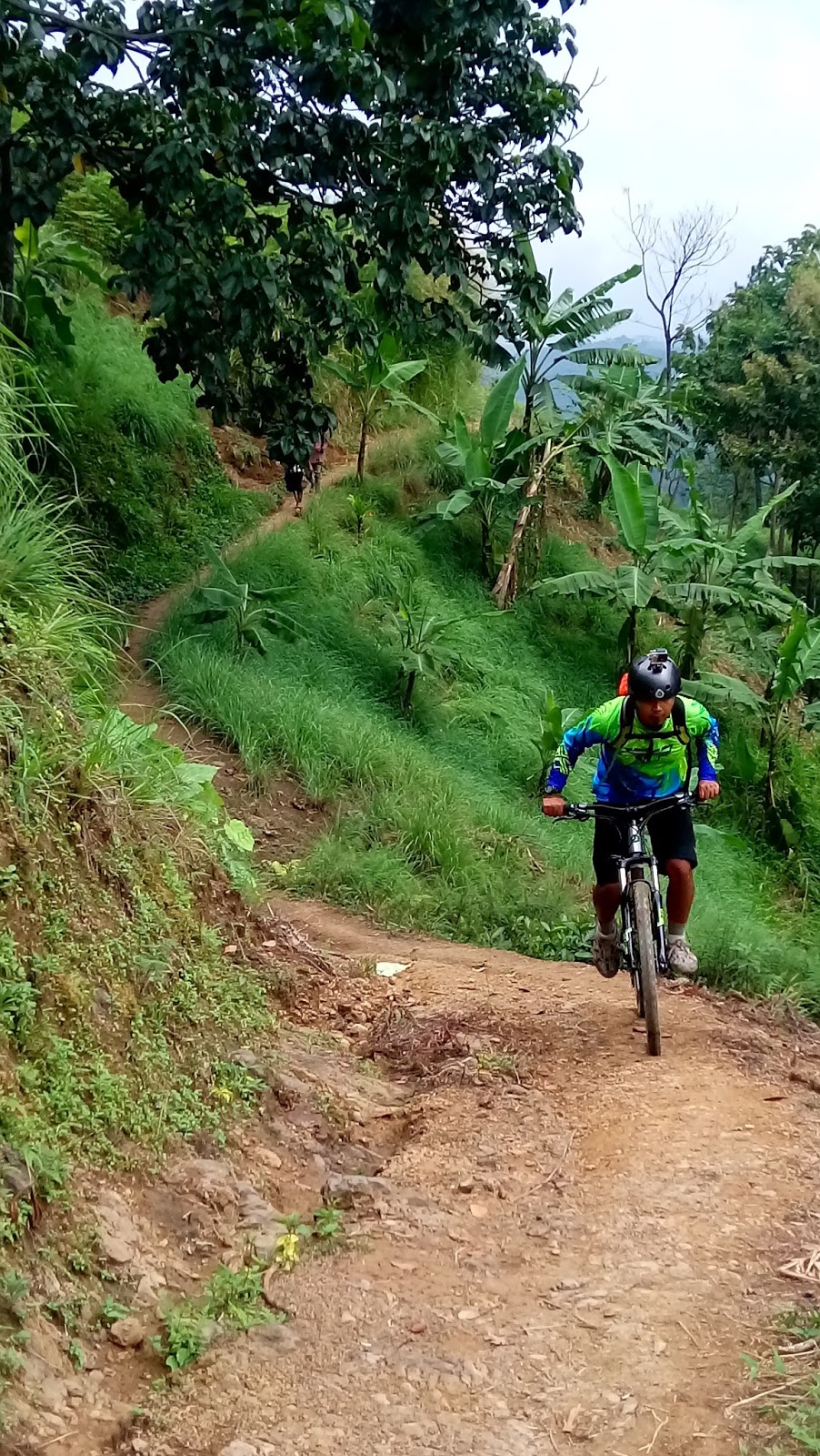 Gowes Batu Garunggang Geopark Hambalang Sentul ~ DANI ALEX MOKAR RORONG
