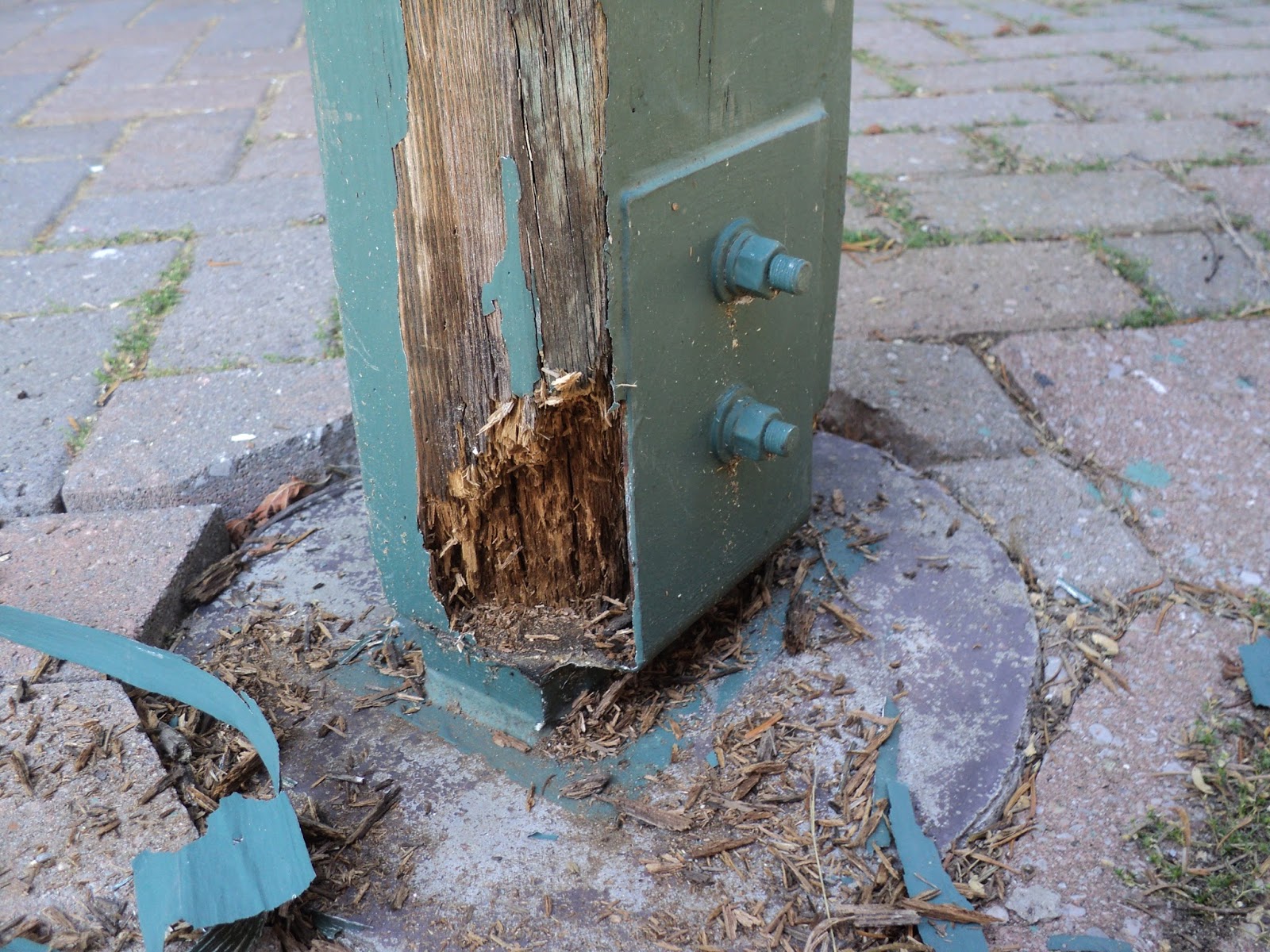 Rouge River Workshop: Carport Post Rot