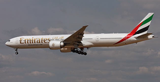 Widebodyparade-blog: 100th Boeing 777-300ER for Emirates
