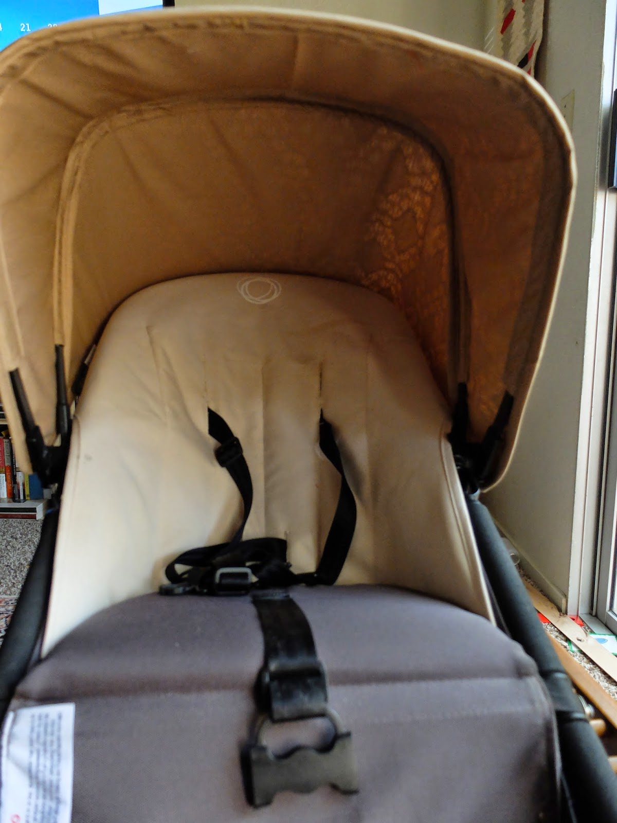 The Thrifty Mom: Custom bugaboo cameleon hood tutorial